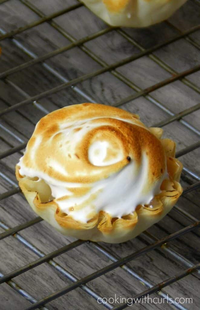 Lemon Meringue Pie Bites - Cooking with Curls