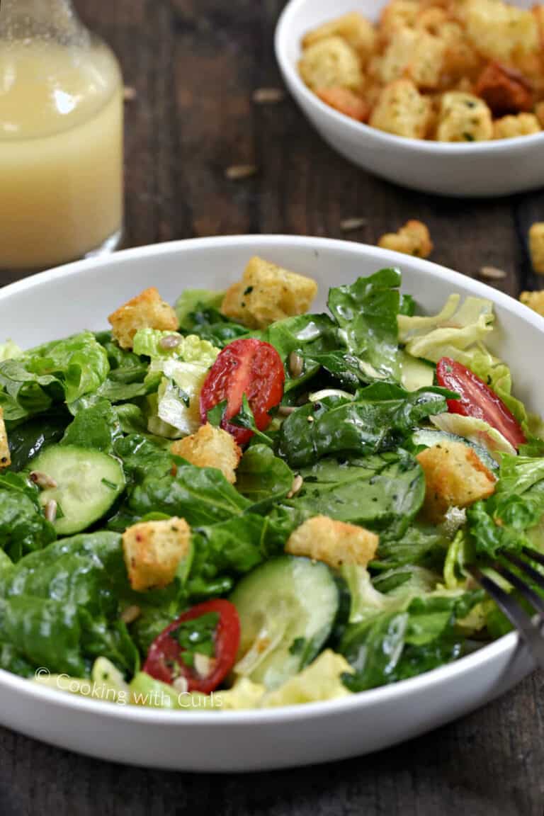 Tossed Green Salad - Cooking with Curls