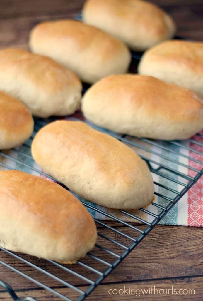 Hot Dog Buns: Cooking 101 - Cooking with Curls