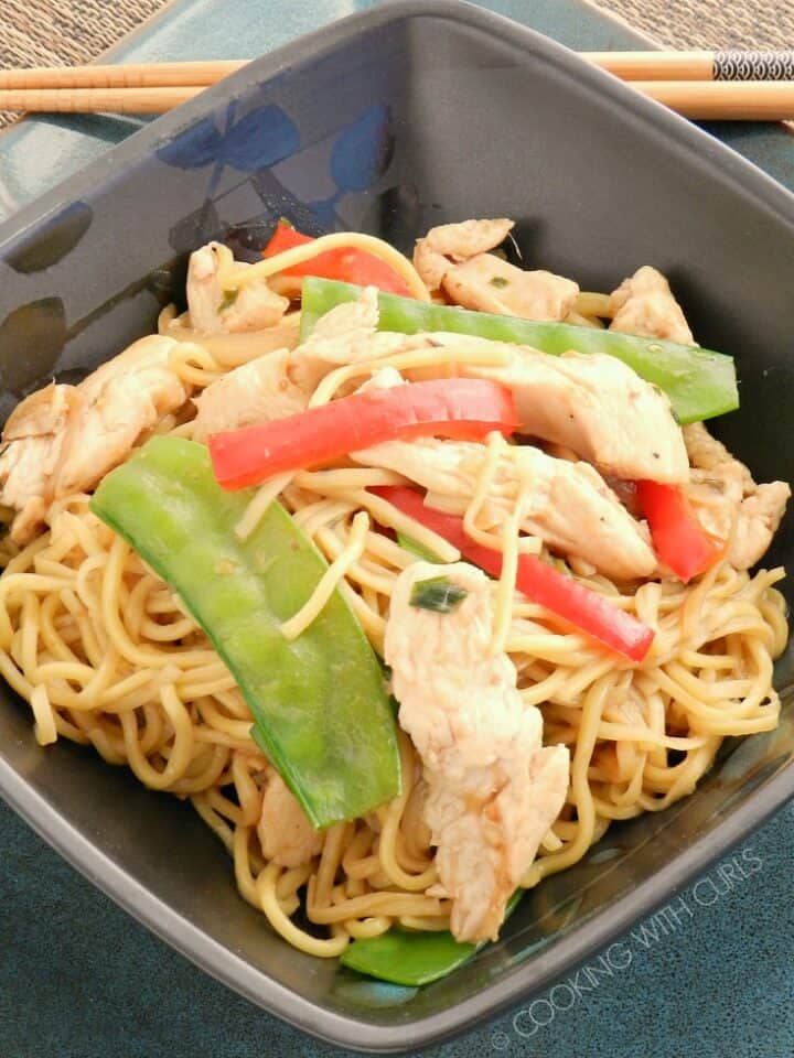 Chicken Chow Mein - Cooking With Curls
