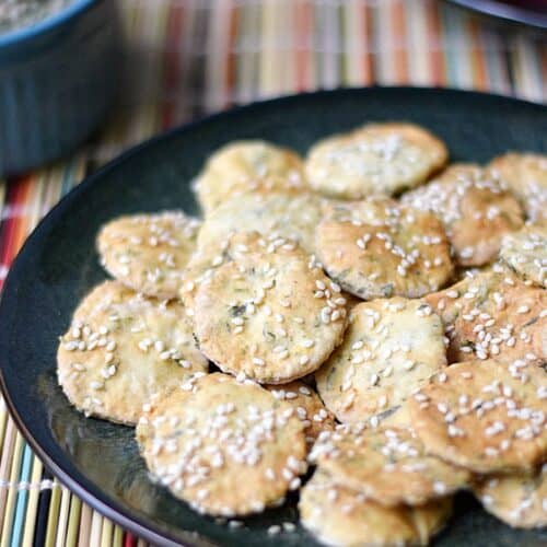 Sesame Crackers - Cooking with Curls