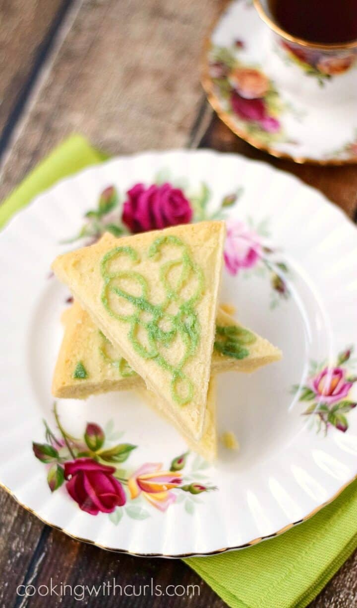 Traditional Shortbread - Cooking with Curls