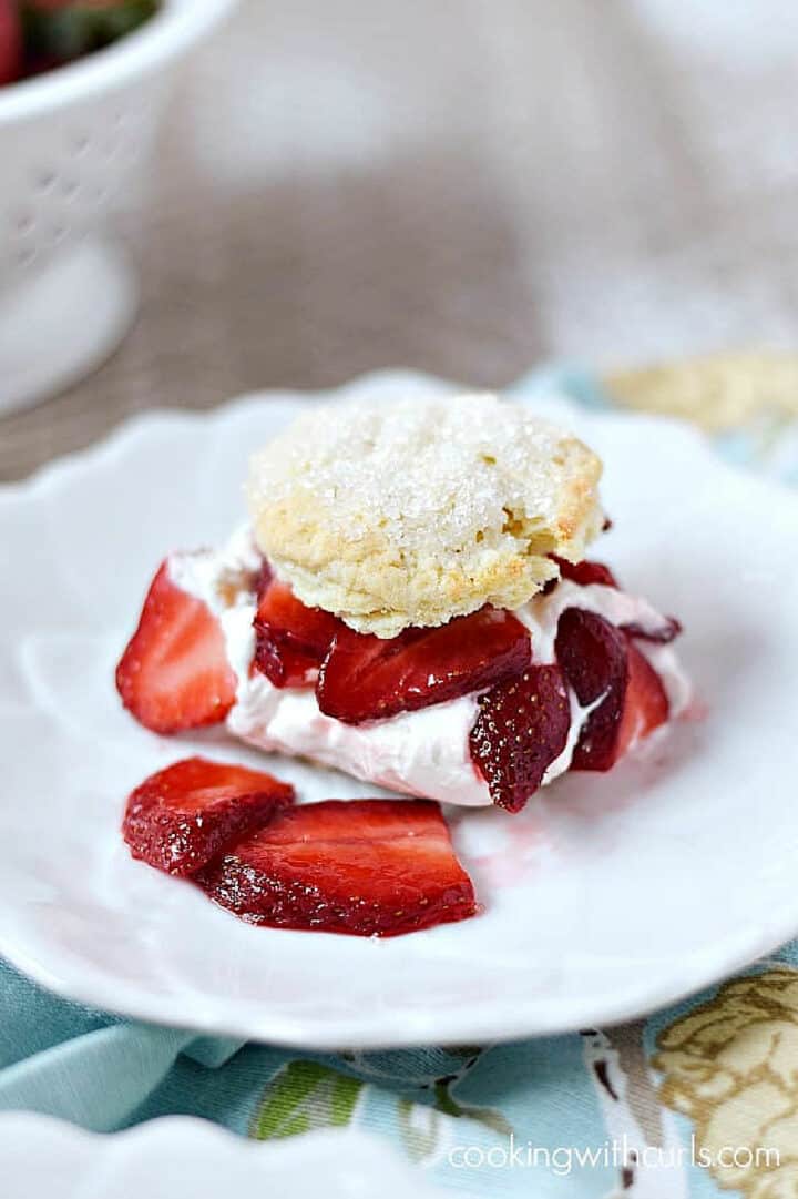 Classic Strawberry Shortcake - Cooking with Curls