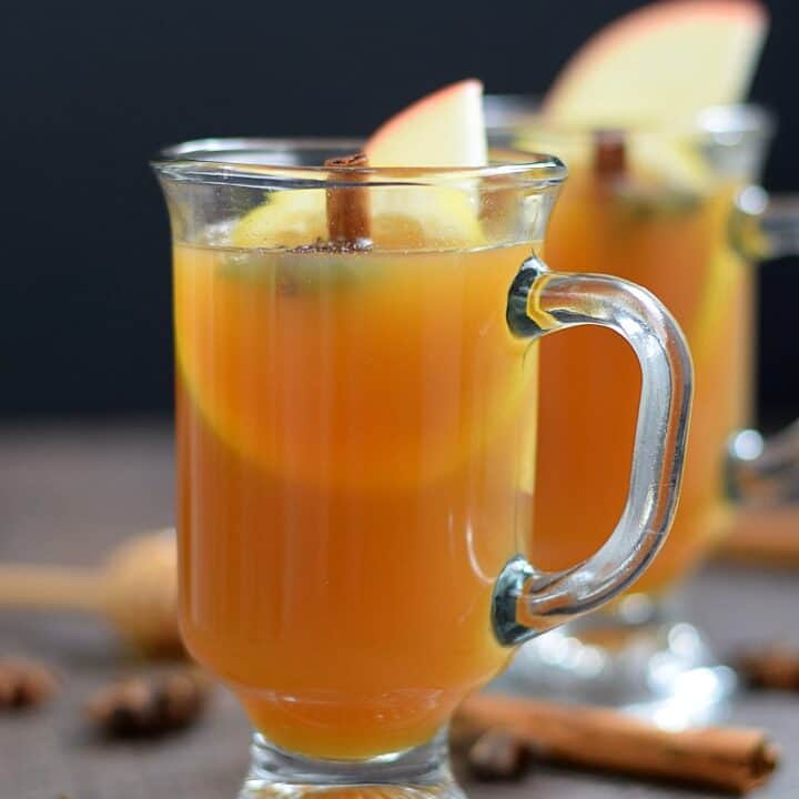 Hot Spiced Cider Toddy - Cooking with Curls