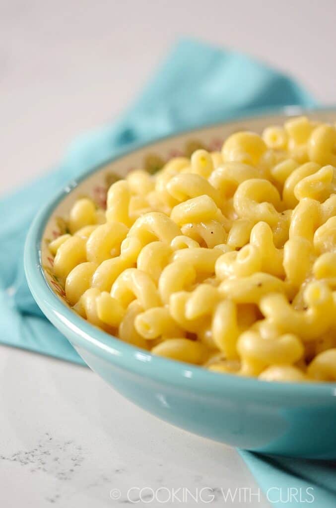 Instant Pot Macaroni and Cheese - Cooking with Curls