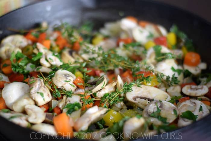 Skillet Chicken Cacciatore - Cooking With Curls