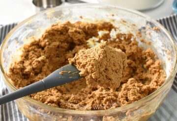 Gingerbread Cookies - Cooking with Curls