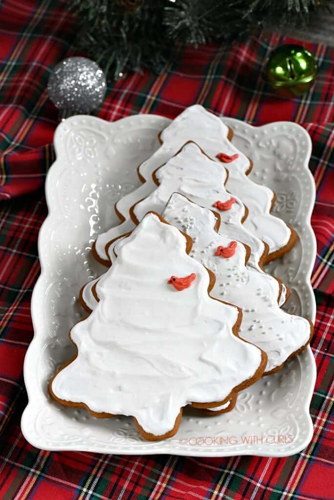 Gingerbread Cookies - Cooking with Curls