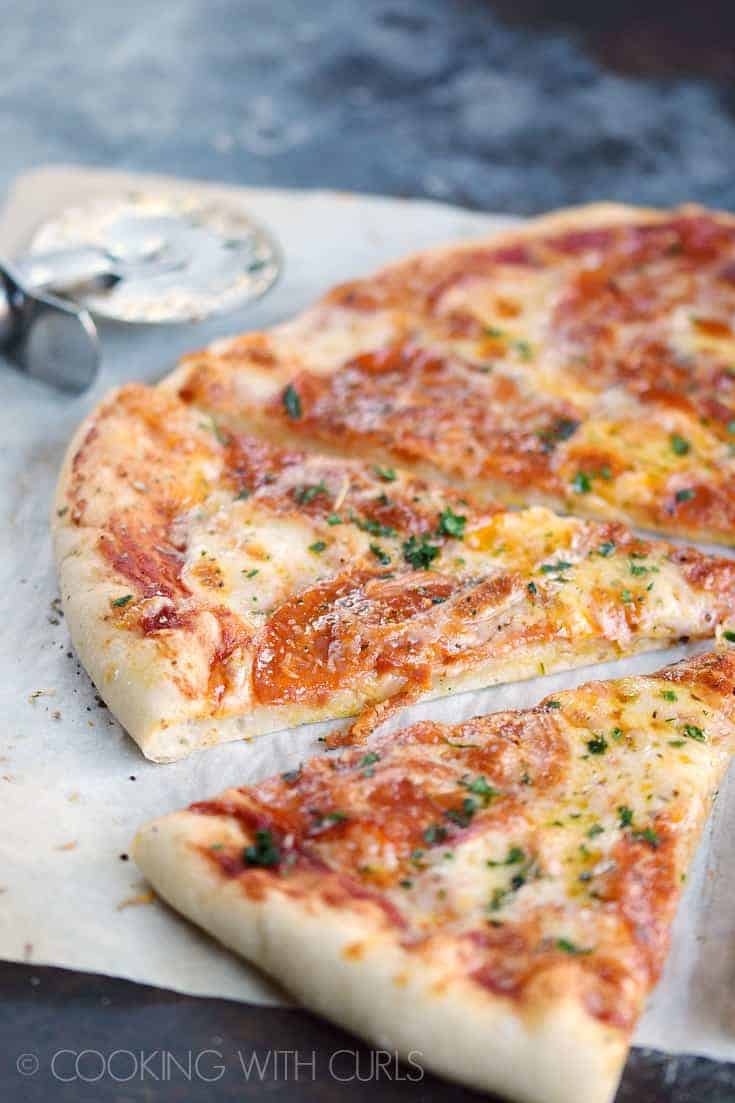 How to Make Homemade Pizza - Cooking with Curls
