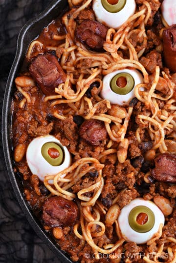 Spooky Halloween Chili - Cooking with Curls