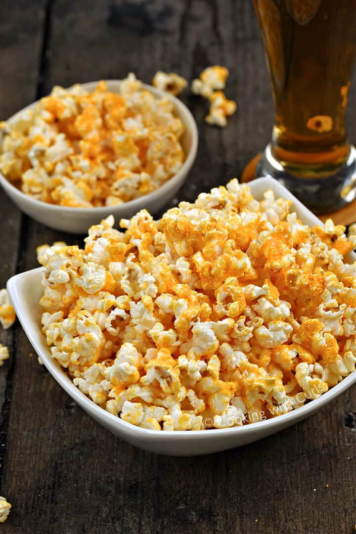 Cheddar Cheese Popcorn - Cooking with Curls