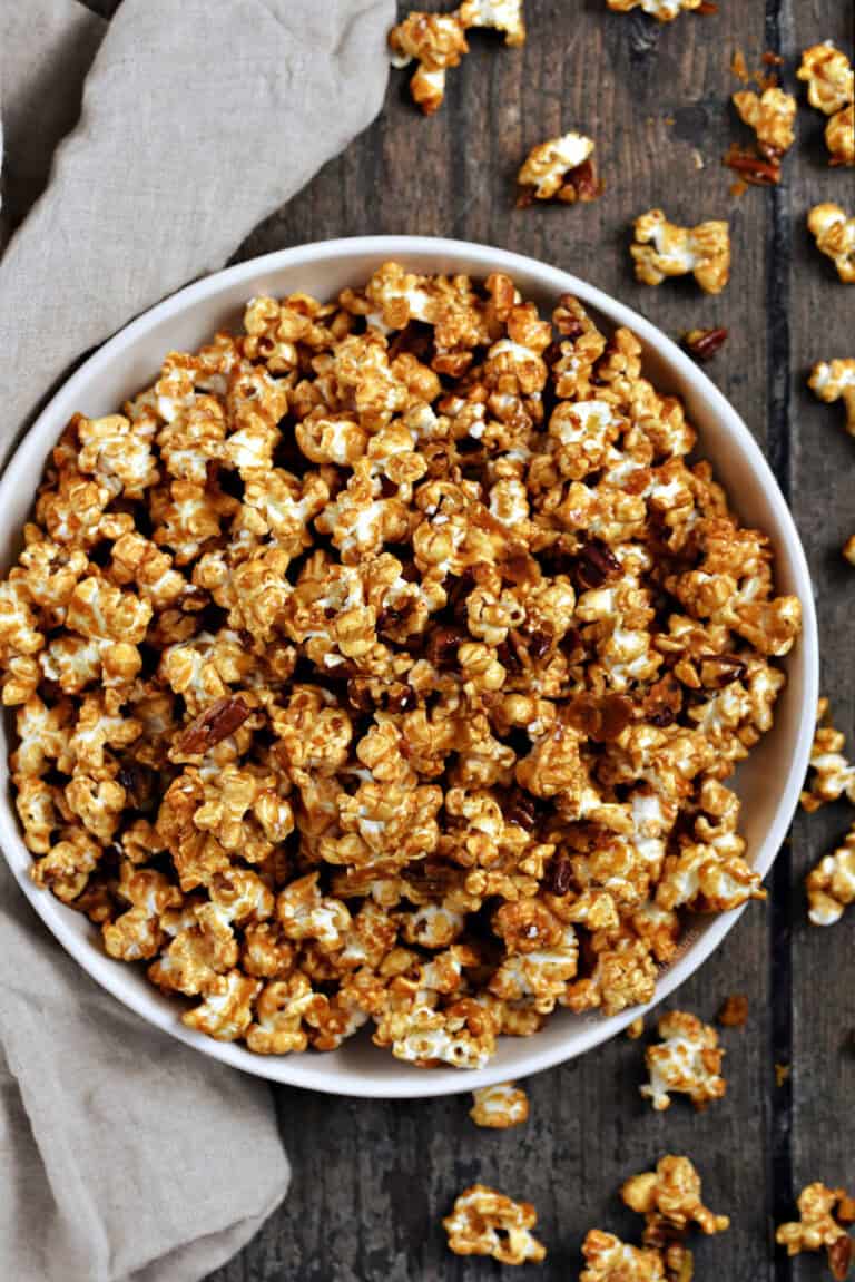 Sticky Bun Popcorn - Cooking with Curls