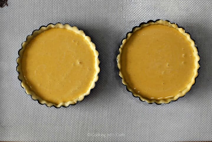 Mini Pumpkin Pies - Cooking with Curls